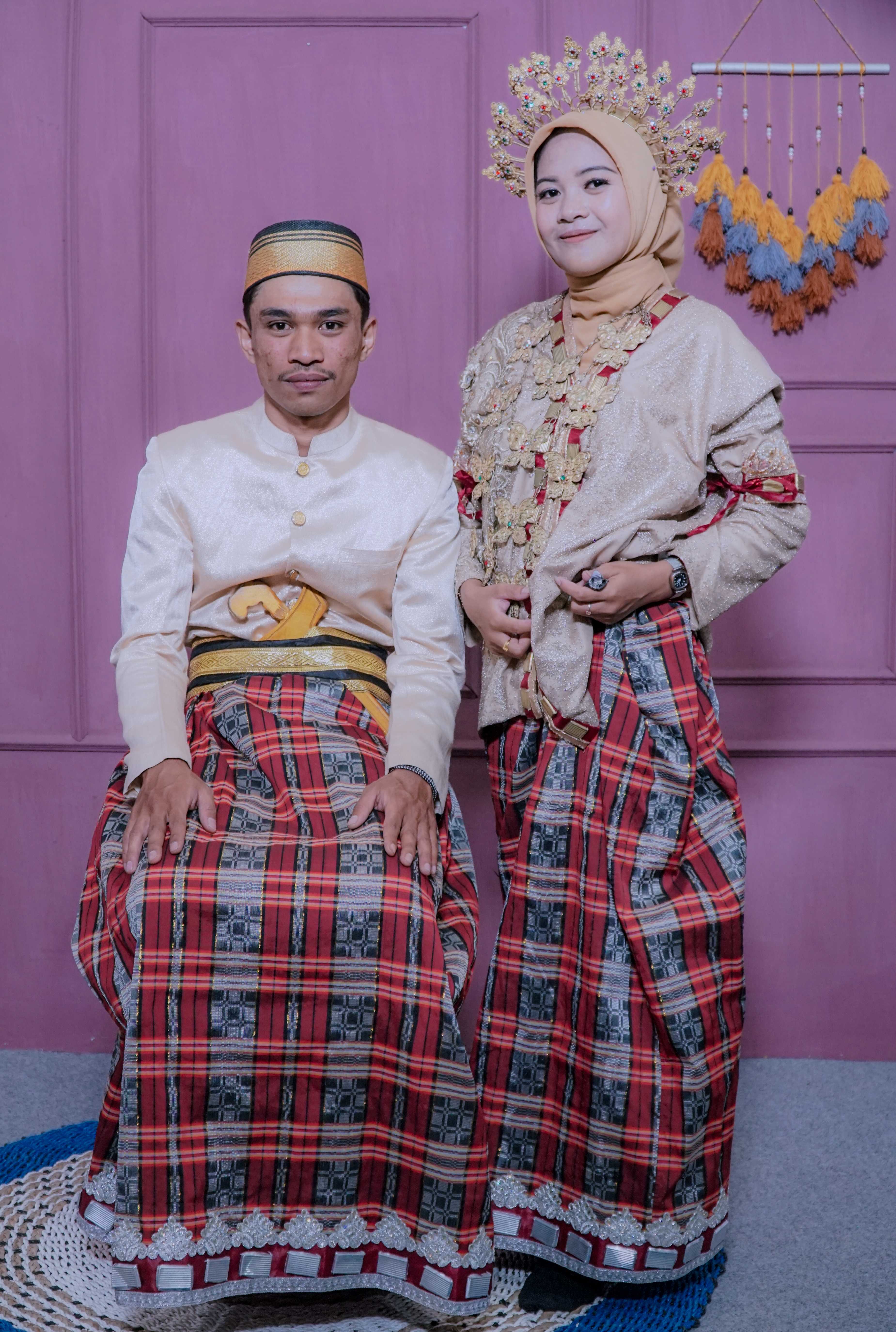 Contoh Undangan Pernikahan Online Aenun & Fahril - Datengdong